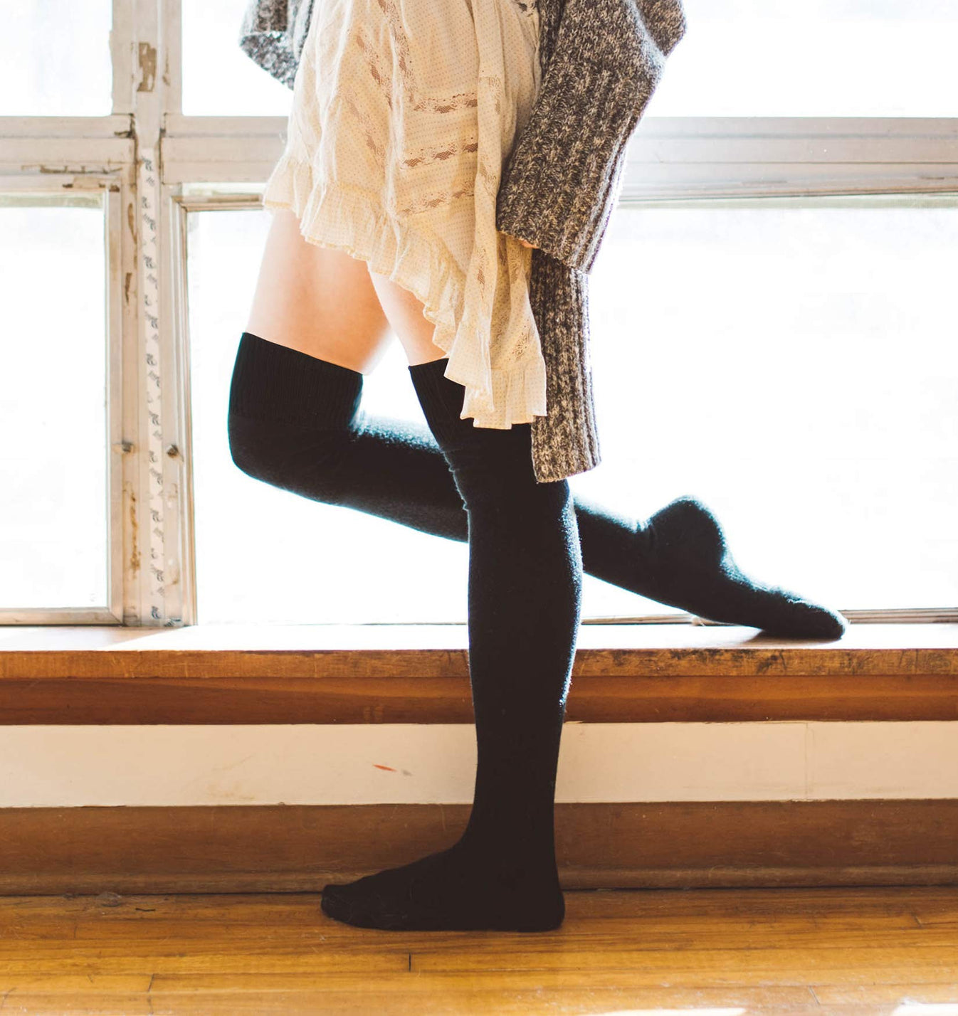 Thigh High Socks Boot Sock Women-Black丨Moon Wood